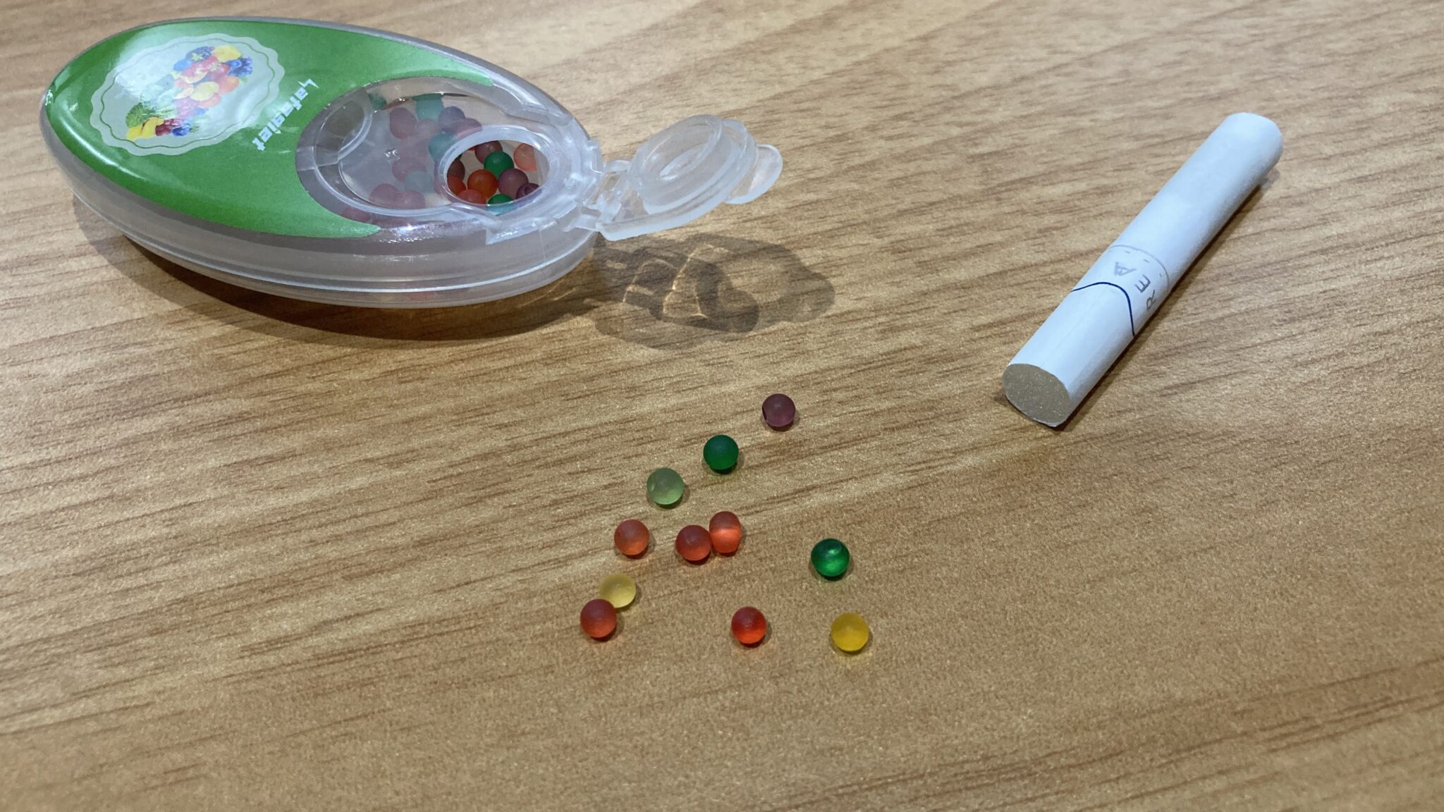 IQOSのたばこカプセルを自分で入れる方法は？味を変える注意点も