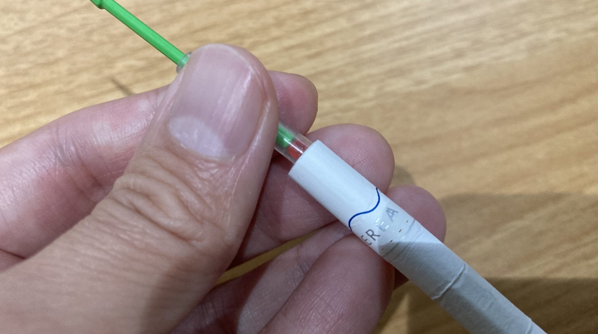 IQOSのたばこカプセルを自分で入れる方法は？味を変える注意点も