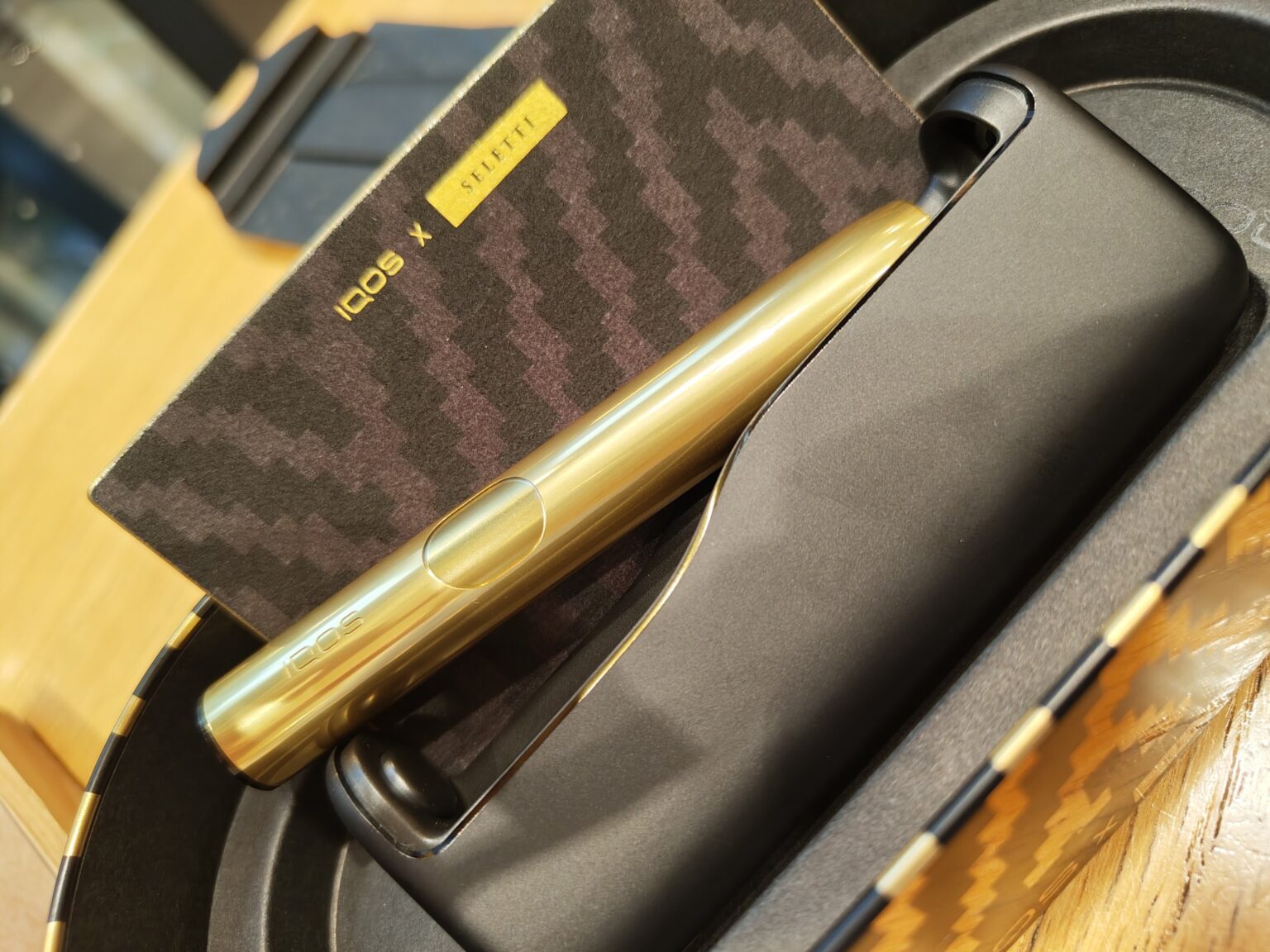 【IQOSイルマiセレッティ限定モデル】色の雰囲気とコンビニ発売情報も